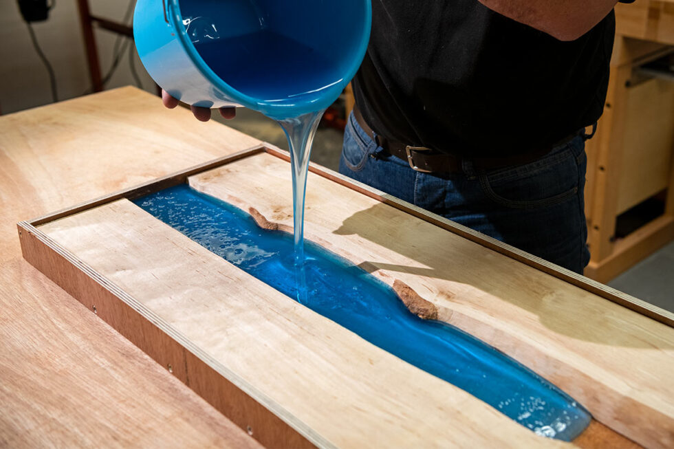 Fabriquer une table époxy soi-même : Guide complet en 6 étapes